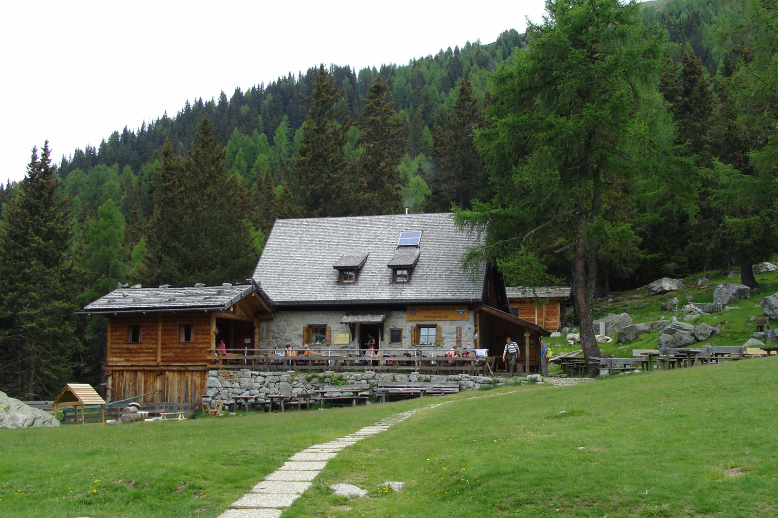 Ifinger-Hütte - Wandern in Südtirol Gardasee: Wandertipps mit Fotos ...